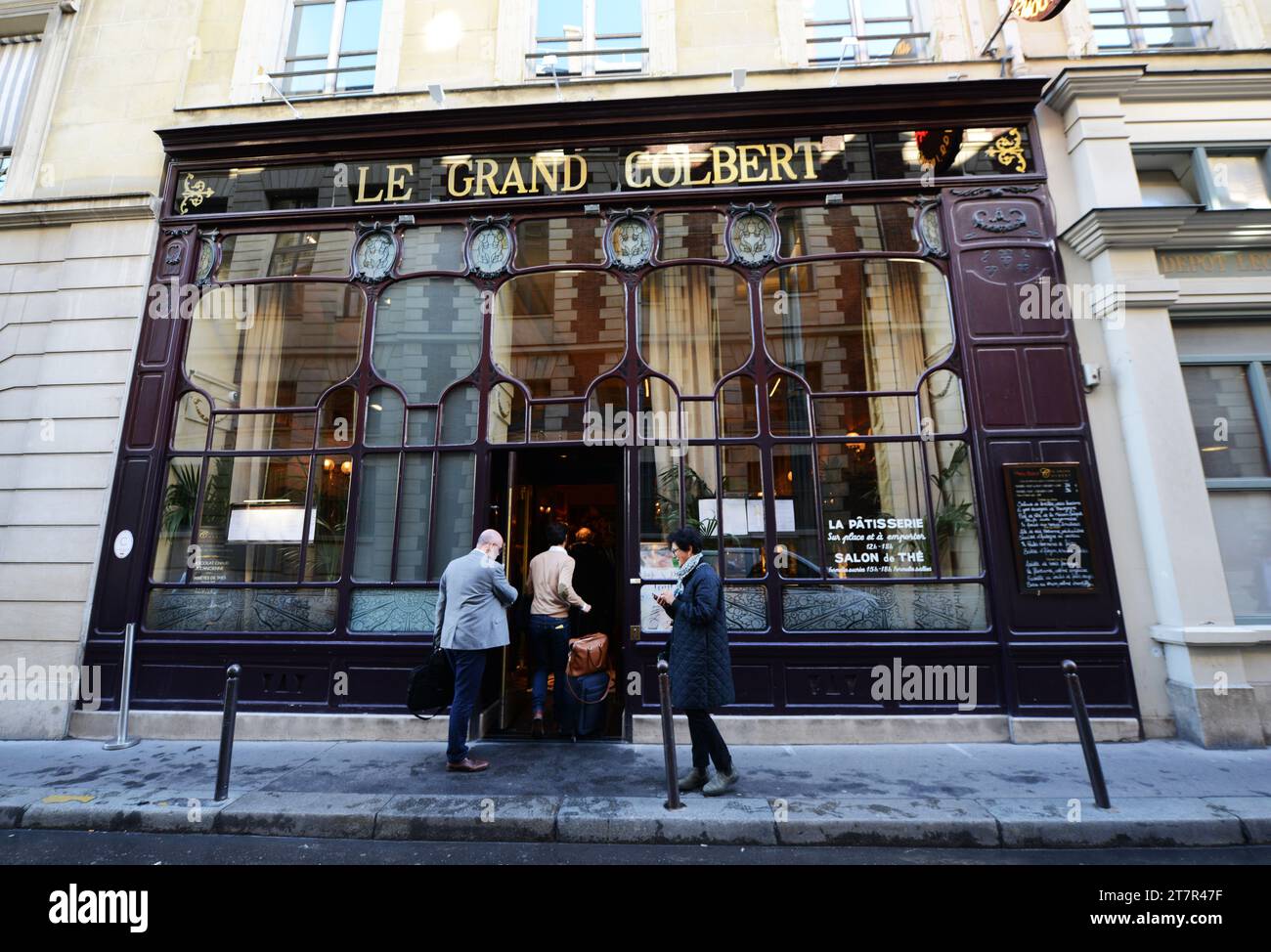 Le Grand Colbert - Brasserie Parisienne on rue Vivienne, Paris, France ...