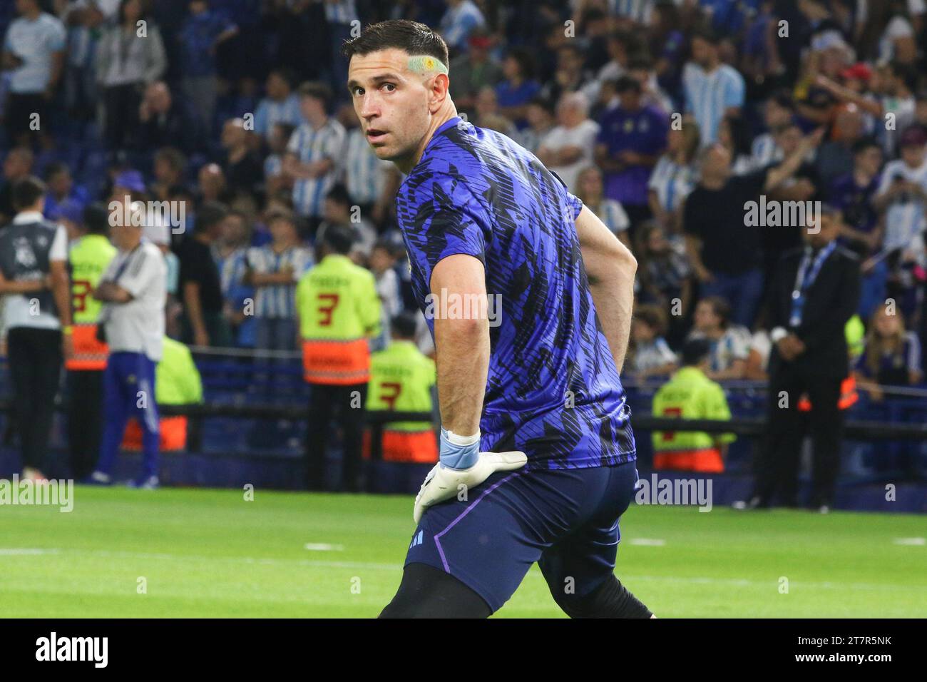 Buenos Aires, Argentina. 16th Nov, 2023. Emiliano "Dibu" Martinez of ...
