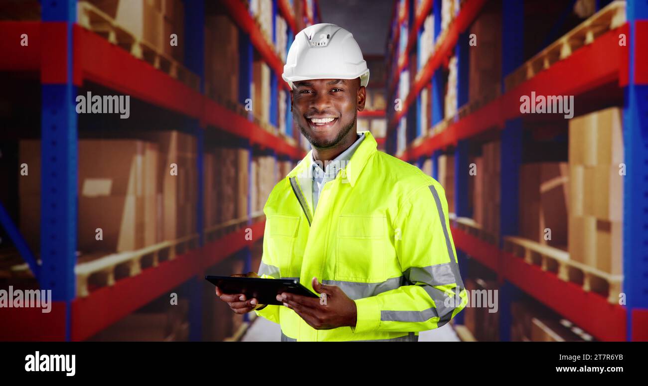 Men working in shipping industry hi-res stock photography and images ...
