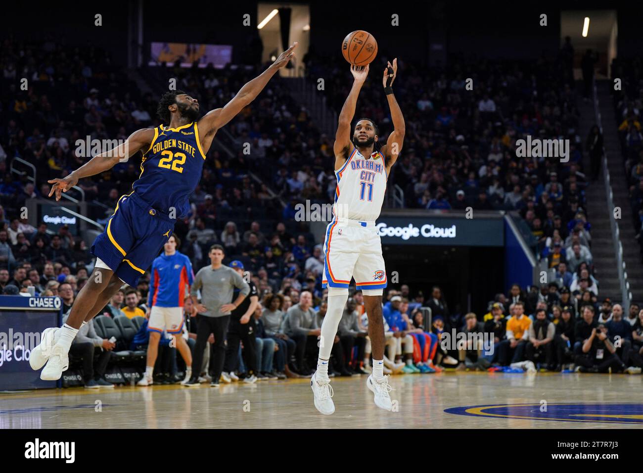 Oklahoma City Thunder guard Isaiah Joe (11) shoots as Golden State ...