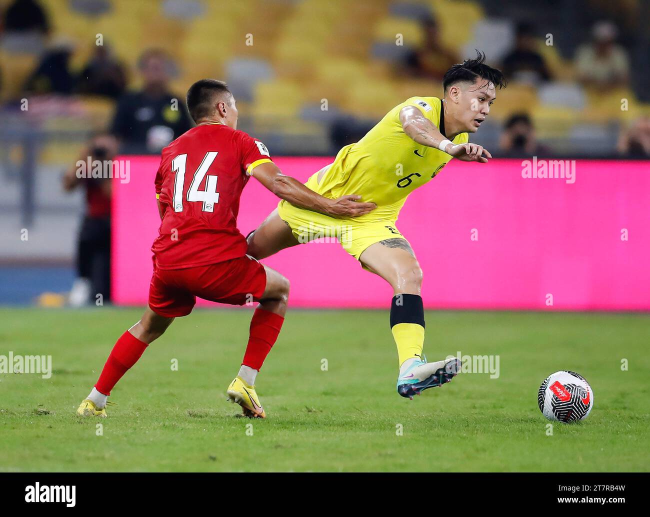 Kuala Lumpur, Malaysia. 16th Nov, 2023. Suiuntbek Mamyraliev of Kyrgyz ...