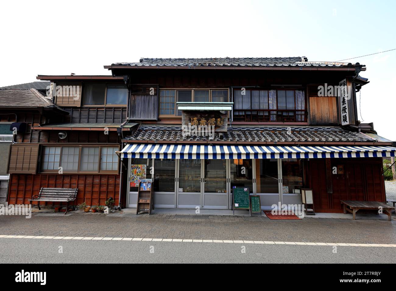 Traditional building near Futamiokitama Shrine and Sacred Meoto Iwa ...