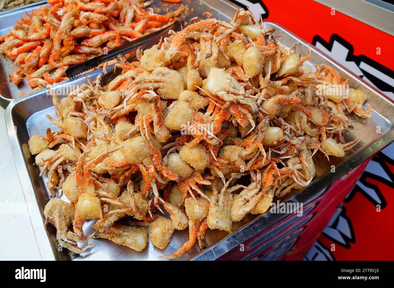 Taiwan street snack fried small Crab Stock Photo - Alamy