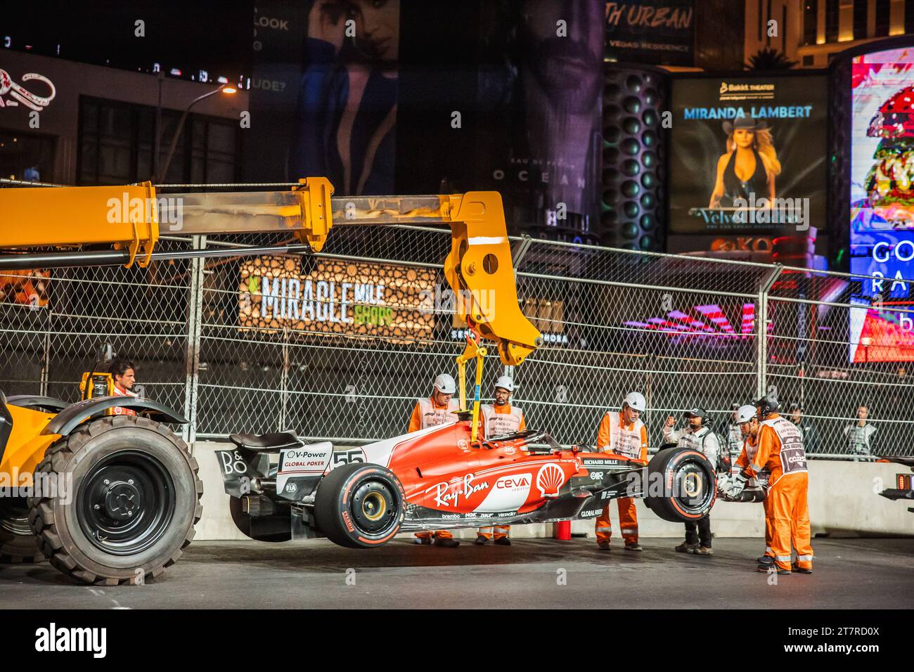 Las Vegas, USA. 16th Nov, 2023. Carlos Sainz Jr (ESP) Ferrari SF-23 stopped in the first ...