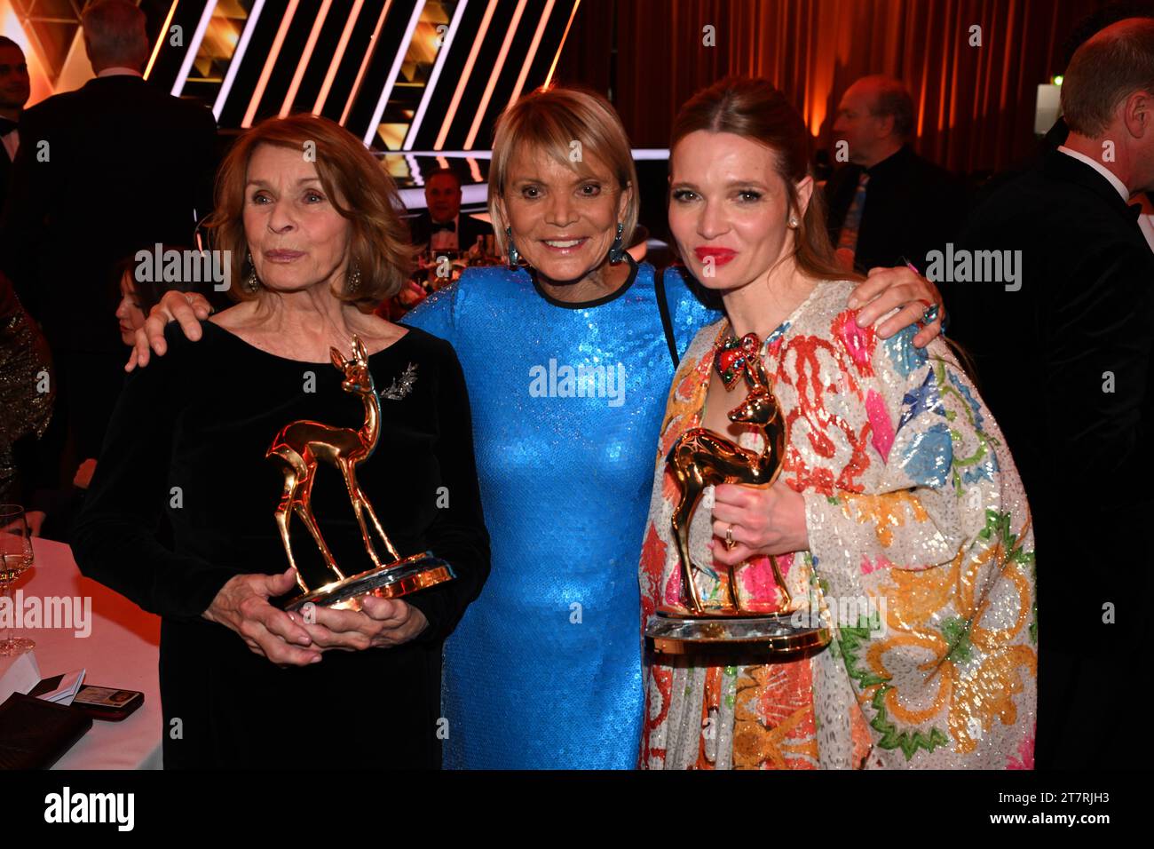 Munich, Germany. 17th Nov, 2023. Actresses Senta Berger (l-r) Uschi ...