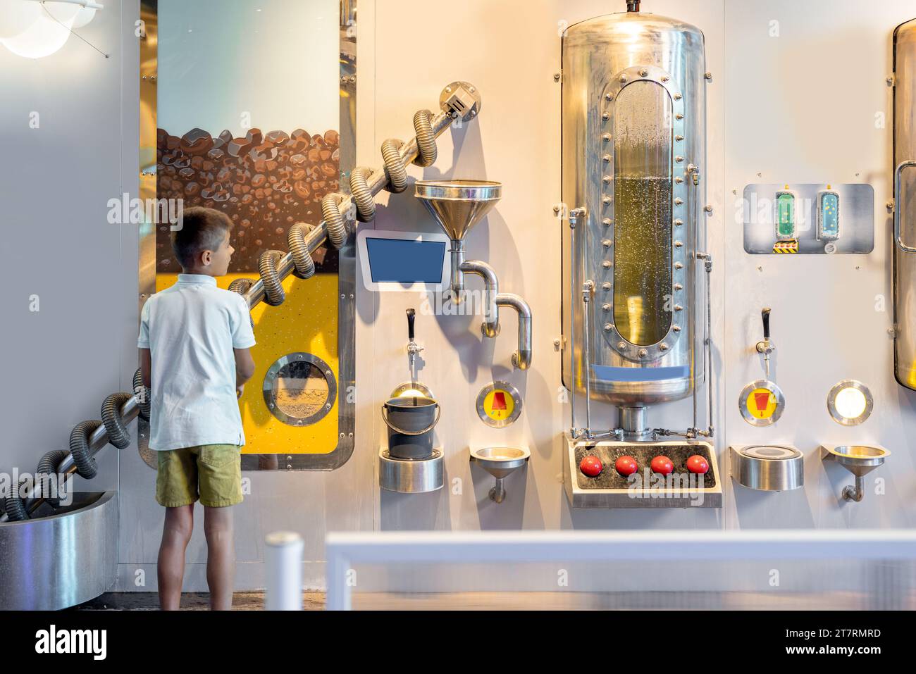 Kids visit a science museum Stock Photo - Alamy