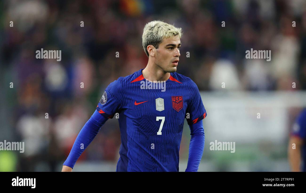 U.S. midfielder Gio Reyna (7) competes against Trinidad and Tobago ...