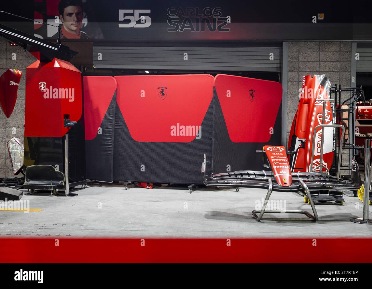 LAS VEGAS - The shielded pit box of Carlos Sainz (Ferrari) where ...