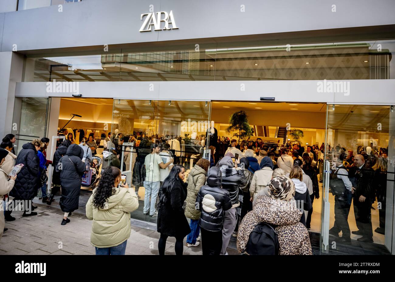 ROTTERDAM - Visitors in Zara during the opening of the largest store of ...