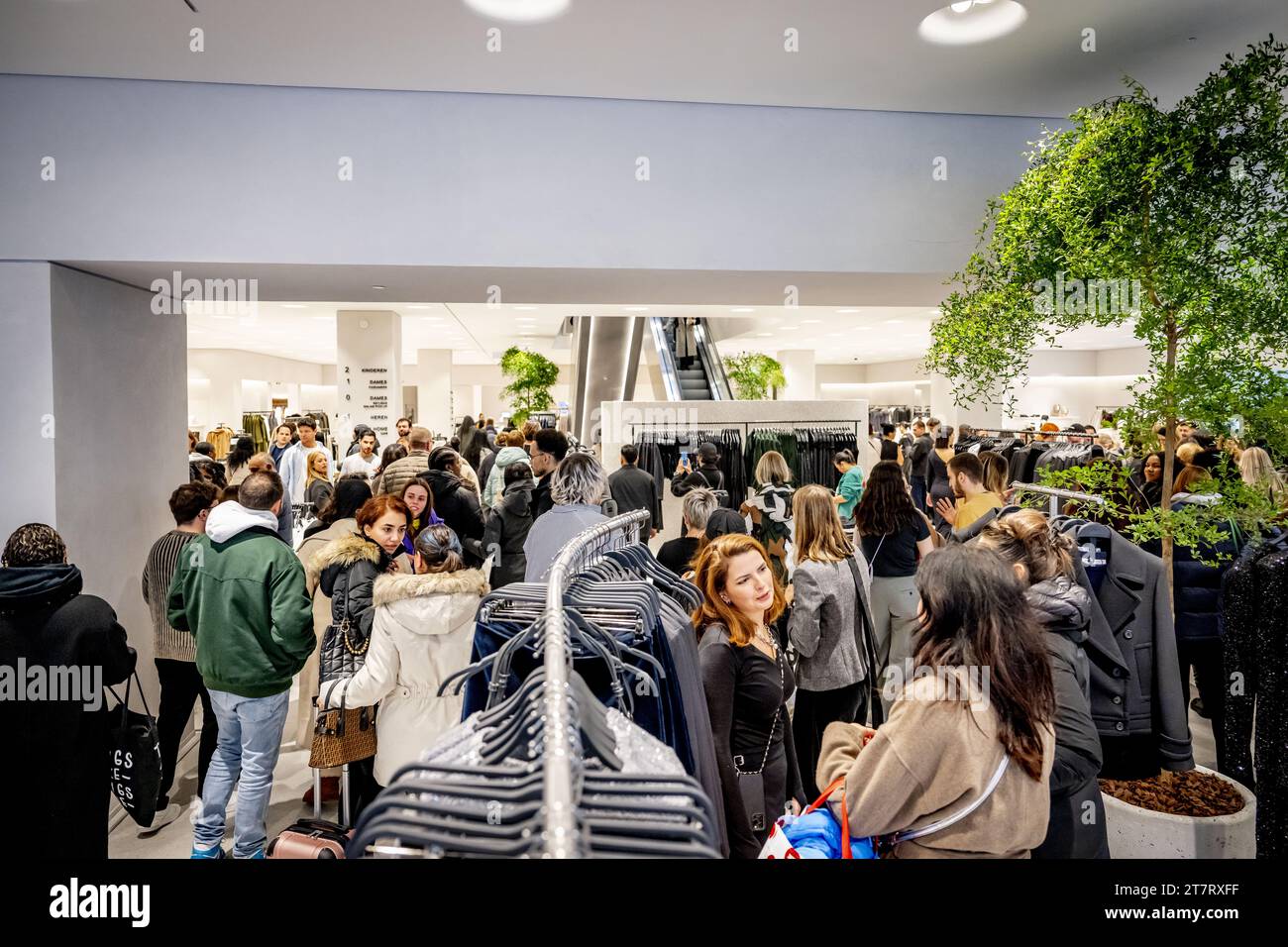 ROTTERDAM - Visitors in Zara during the opening of the largest store of ...