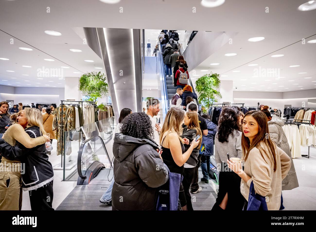 ROTTERDAM - Visitors in Zara during the opening of the largest store of ...