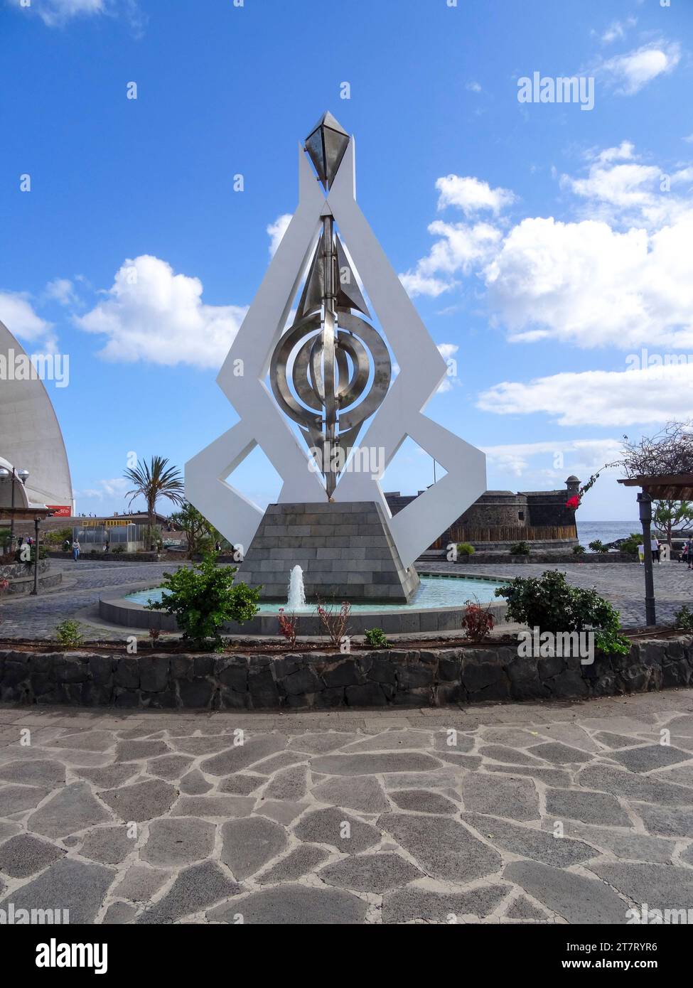 High resolution travel image of the Wind Sculpture by Cesar Manrique ...