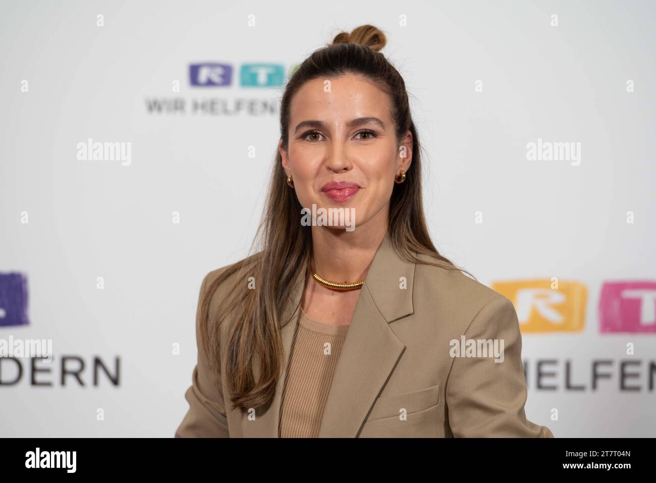 Alexandra FONSATTI, Schauspielerin, Portraet, Porträt, Portrait ...