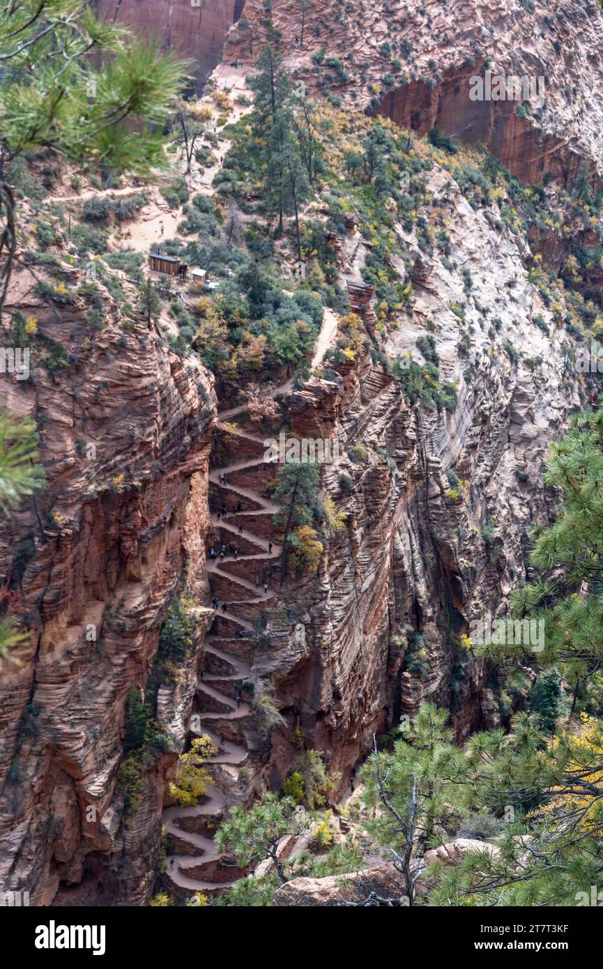 Walter's Wiggles from Davidson Point in Refrigerator Canyon, West Rim ...