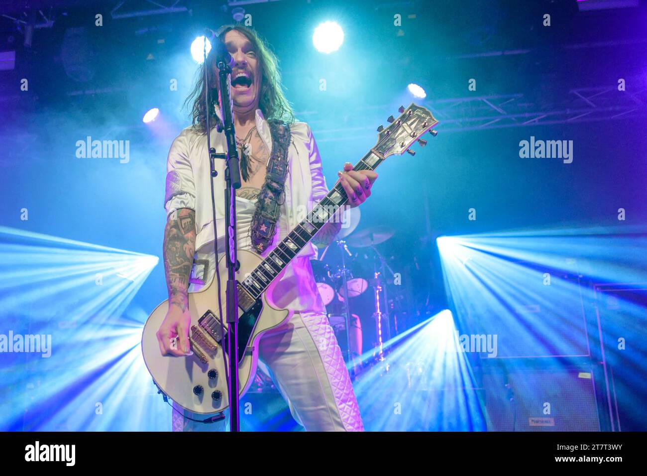 Justin Hawkins of Glam Rock Band The Darkness Stock Photo - Alamy