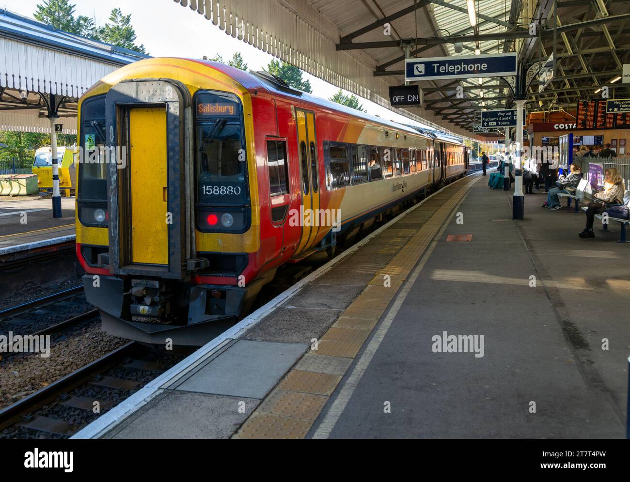 South Western Railway SWR Class 165 Turbo train 1158880 at Salisbury ... South Western Railway SWR Class 165 Turbo train 1158880 at Salisbury ...