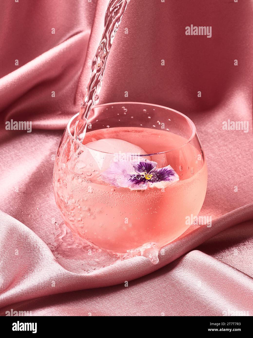 Light pink splash hi-res stock photography and images - Alamy