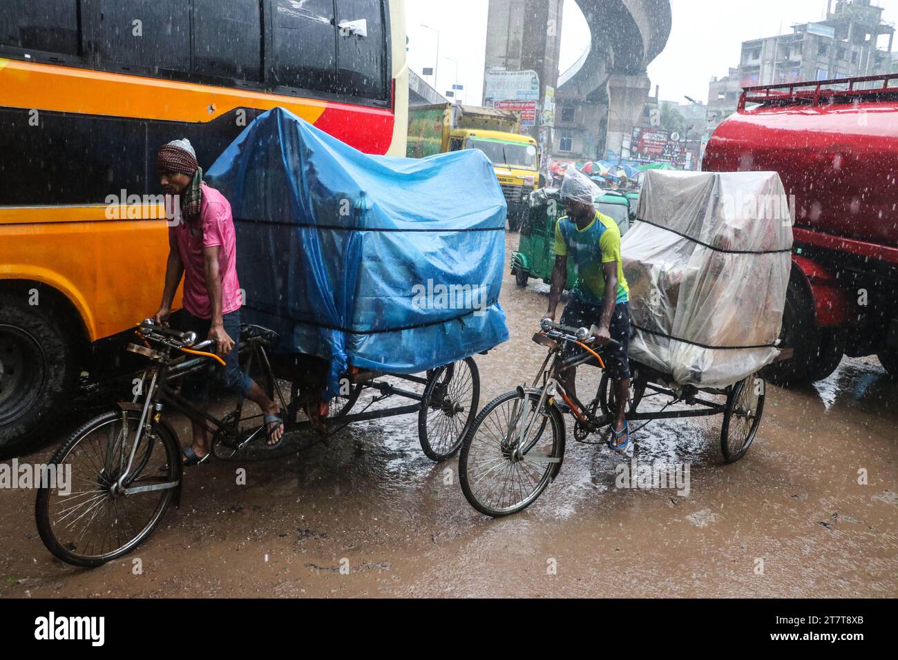 Dhaka, Bangladesh. 17th Nov, 2023. The deep depression over the Bay of ...