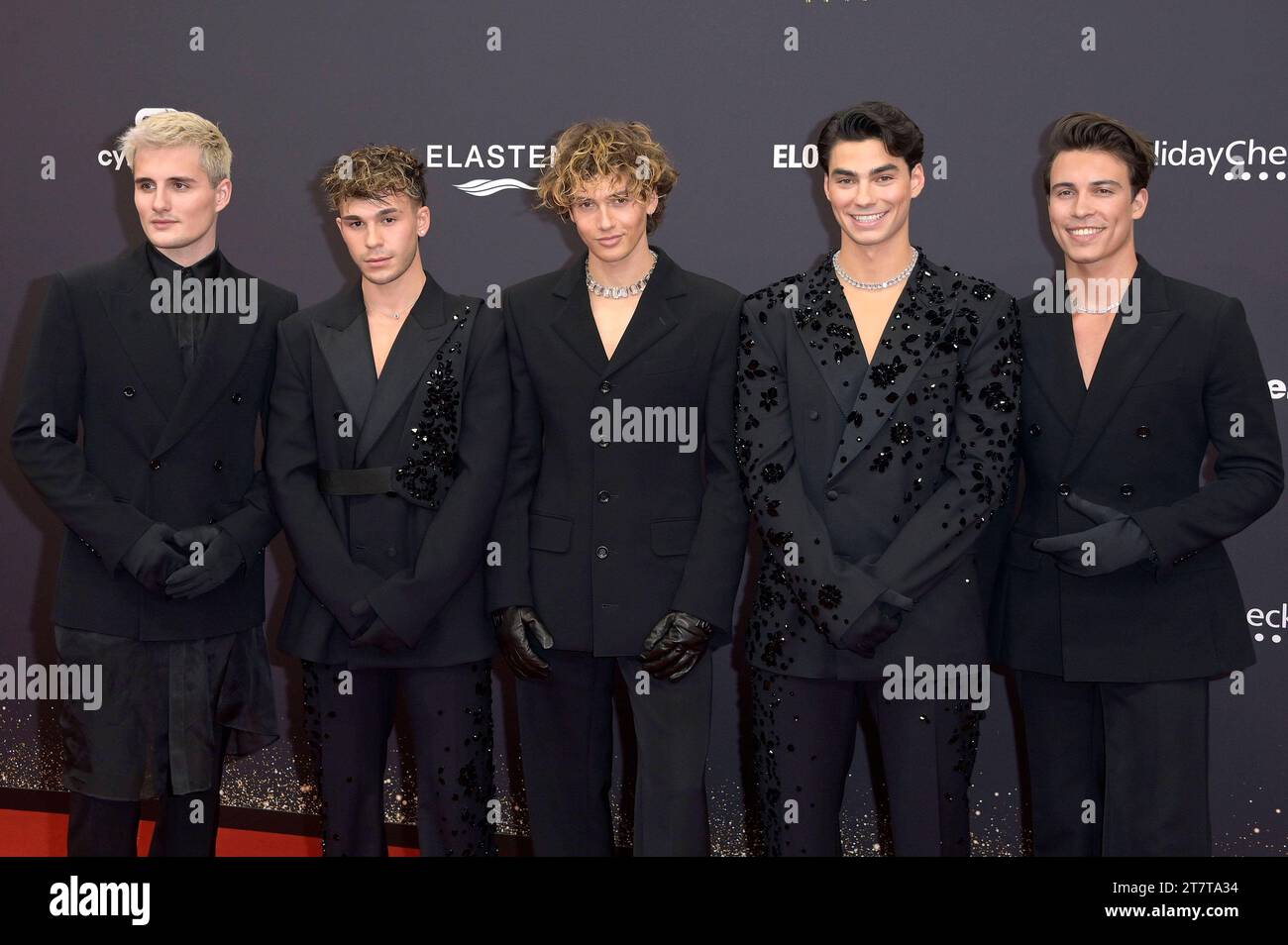 Elevator boys hi-res stock photography and images - Alamy