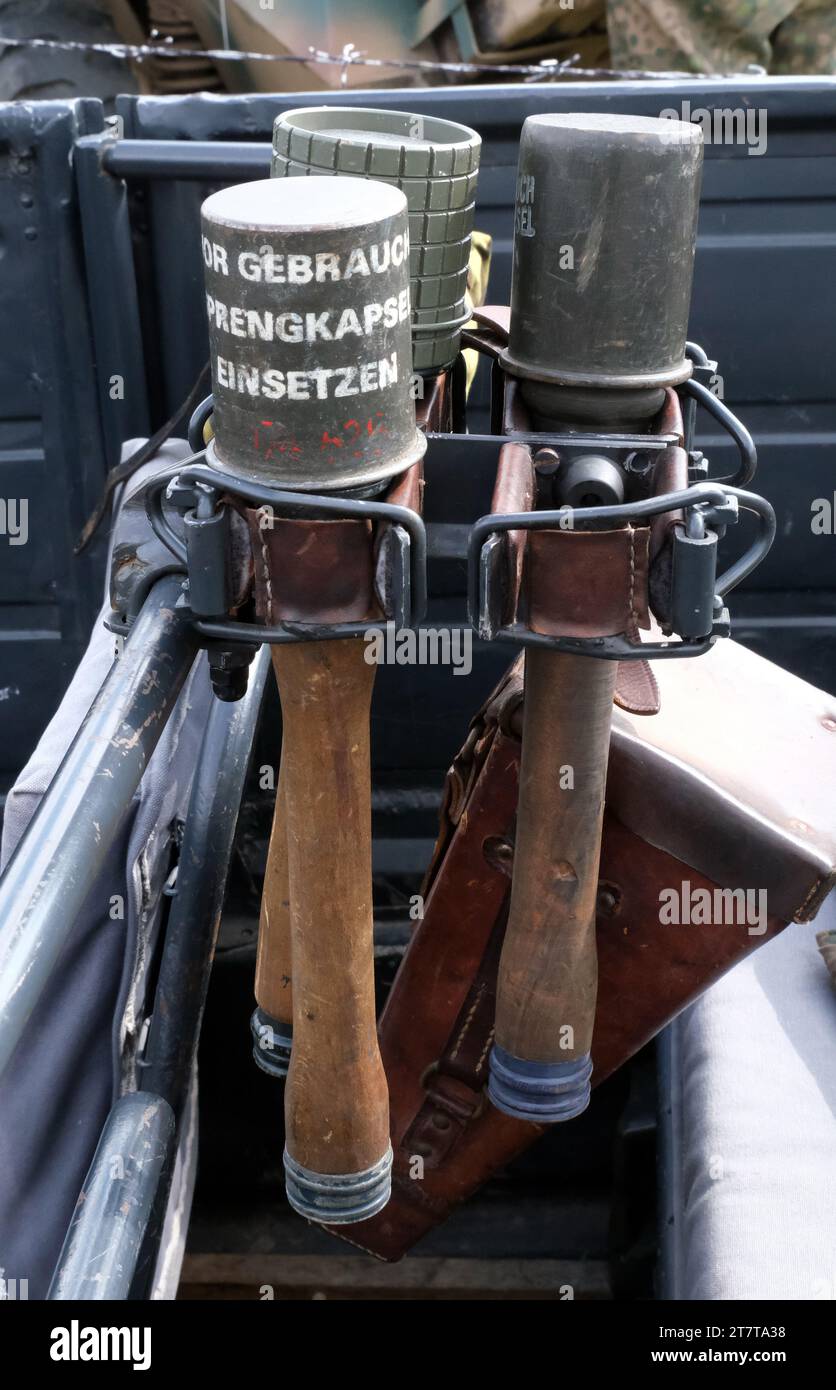 Ww2 grenade hi-res stock photography and images - Alamy