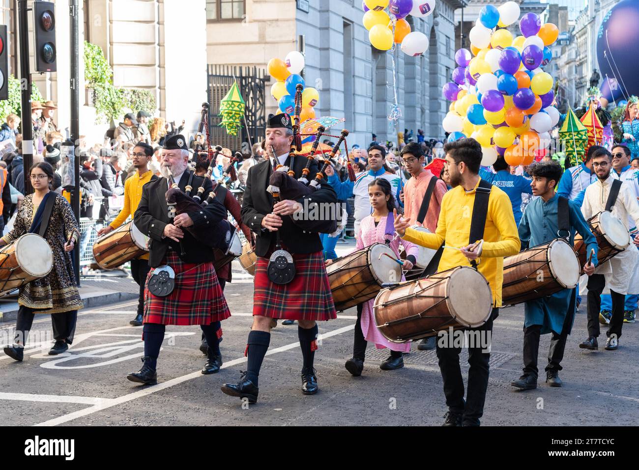 State Bank of India (SBI) Asian / Scottish band at the Lord Mayor's ...