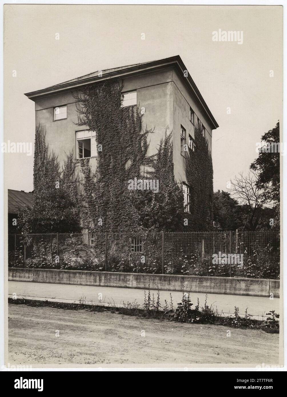 Martin Gerlach jun. House Josef and Marie Rufer, Vienna XIII ...