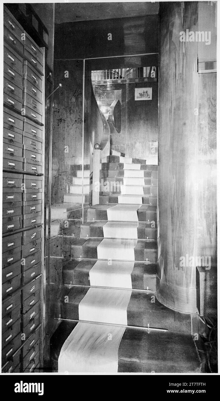 Martin Gerlach jun. Schneider salon Knize, Vienna I., Graben 13 ...