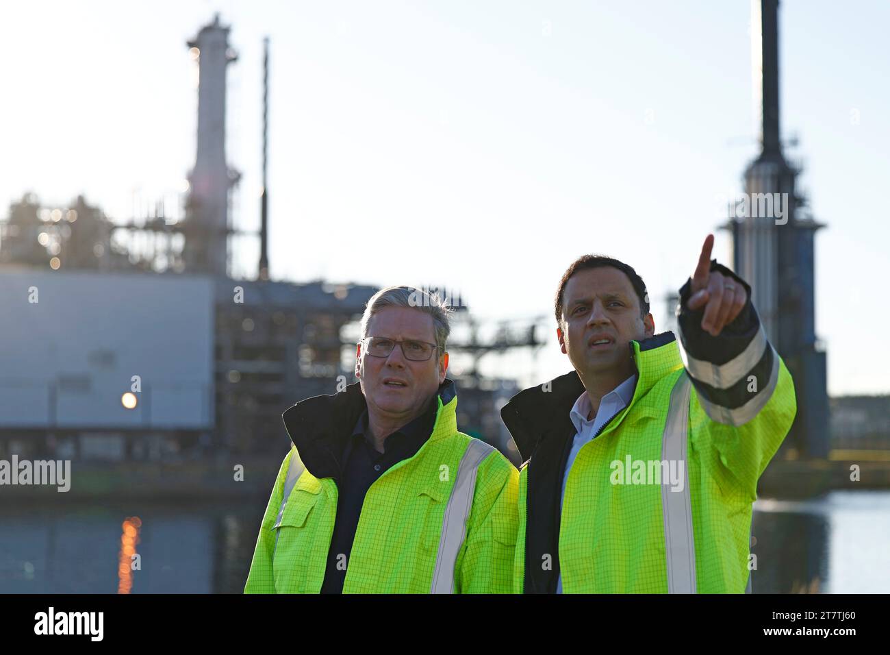 Labour leader Sir Keir Starmer (left) with Scottish Labour leader Anas ...