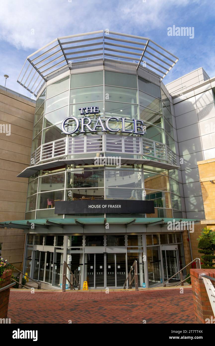 The Oracle shopping centre in town centre, Reading, Berkshire, England ...