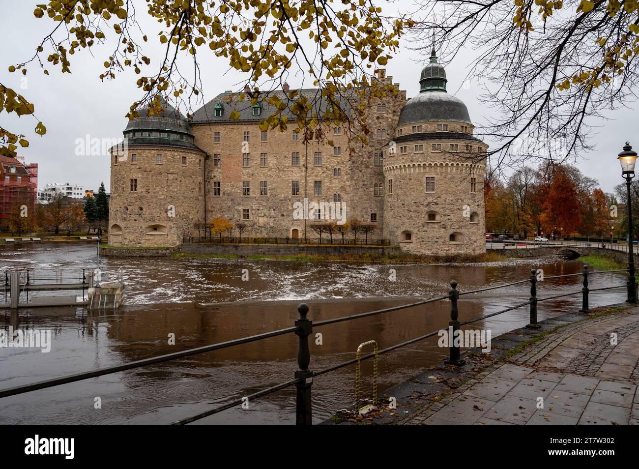 Orebro Castle and Black river in Orebro city center Stock Photo - Alamy