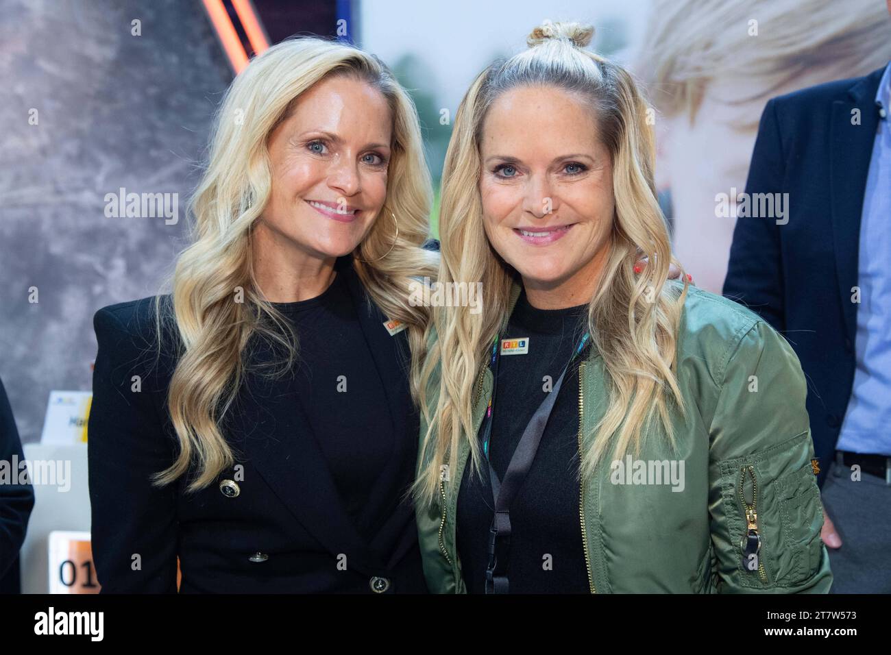 Angela BRAUN, Moderatorin, und ihre Schwester Melanie BERGNER ...