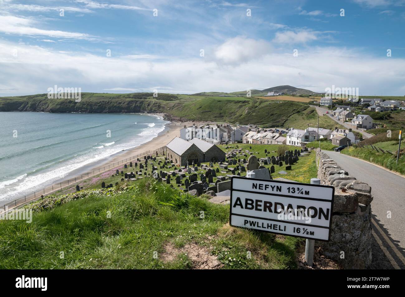 Aberdaron roadsign hi-res stock photography and images - Alamy