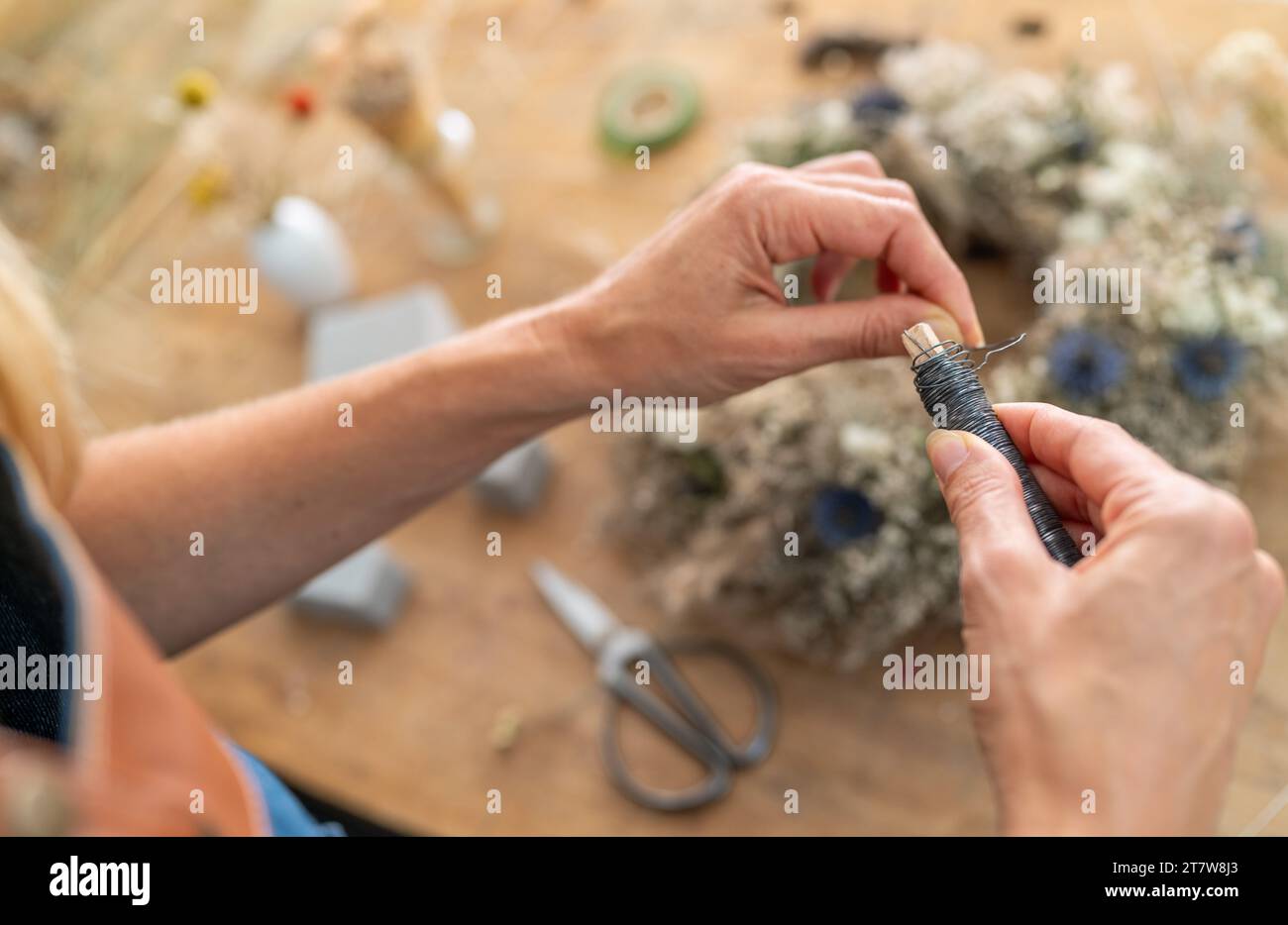 Florists craftsmanship hi-res stock photography and images - Alamy