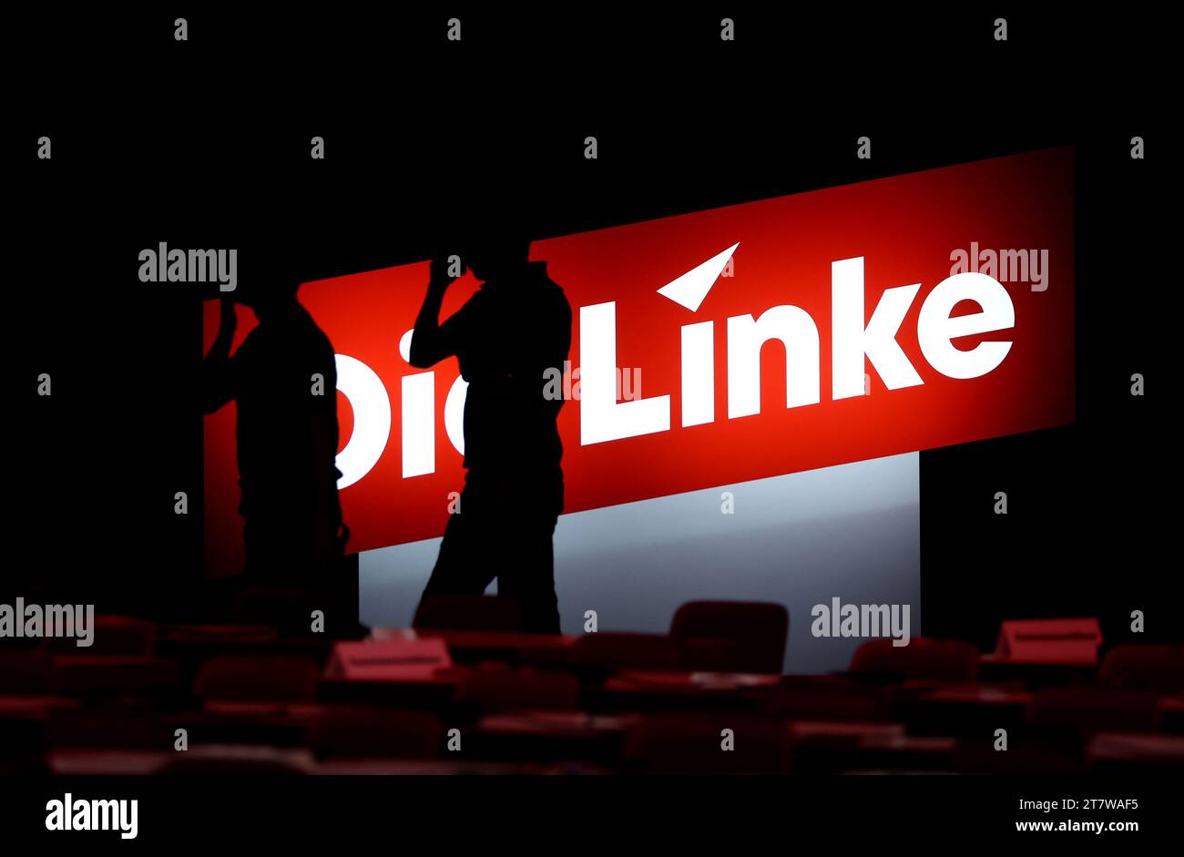 Augsburg, Germany. 17th Nov, 2023. Visitors walk in front of the new ...