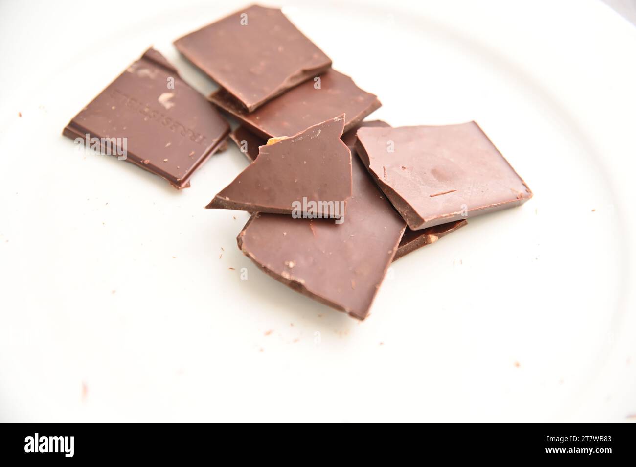 Bar 6 chocolate hi-res stock photography and images - Alamy