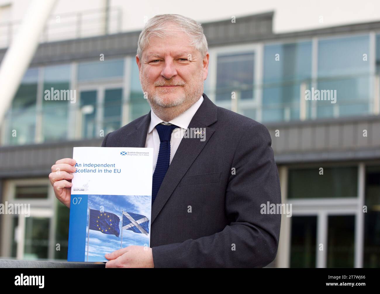 Angus robertson hi-res stock photography and images - Alamy