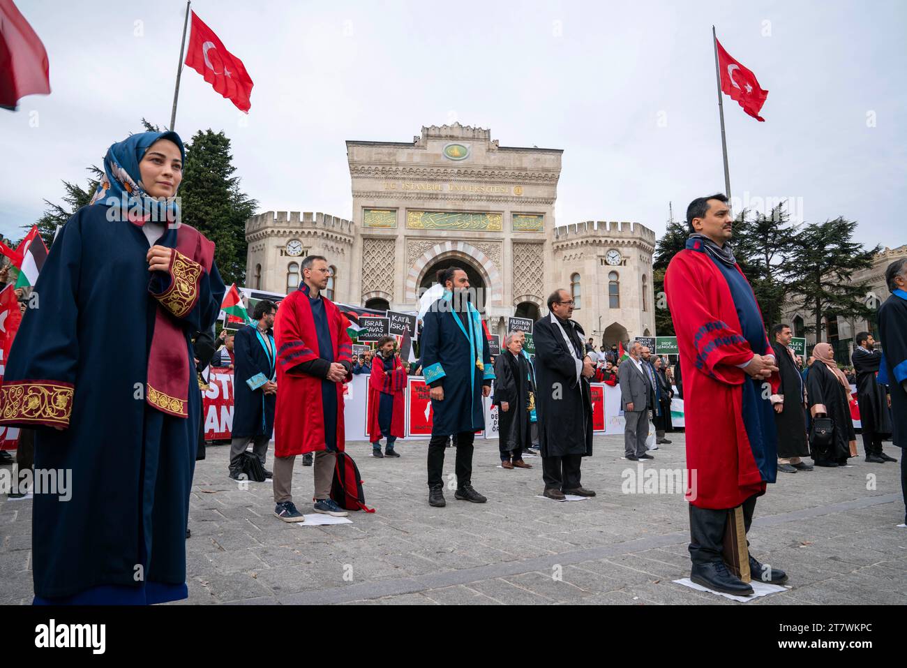 Fatih, Istanbul, Turkey. 17th Nov, 2023. University employees and ...