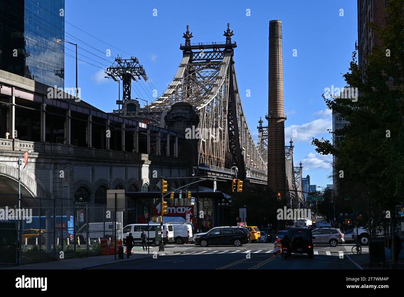 A view of the Ed Koch Queensboro Bridge on November 14, 2023 in New ...