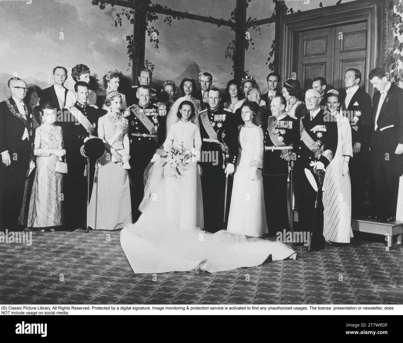 Prince harald and erling lorentzen hi-res stock photography and images ...