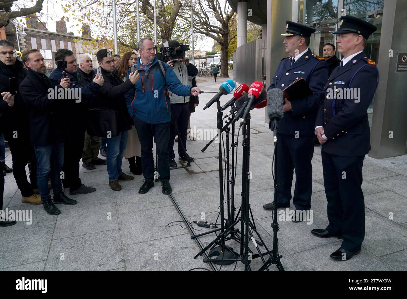 Chief Superintendent Tony Lonergan (left) and Superintendent Eamon ...
