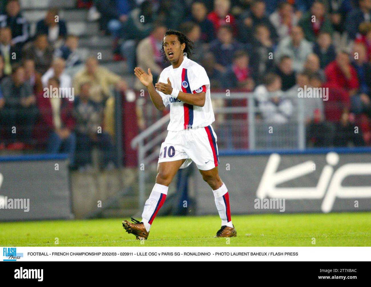 Ronaldinho photo hi-res stock photography and images - Alamy