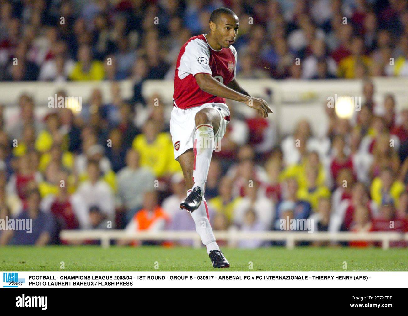 Thierry henry 2004 champions league hi-res stock photography and images ...