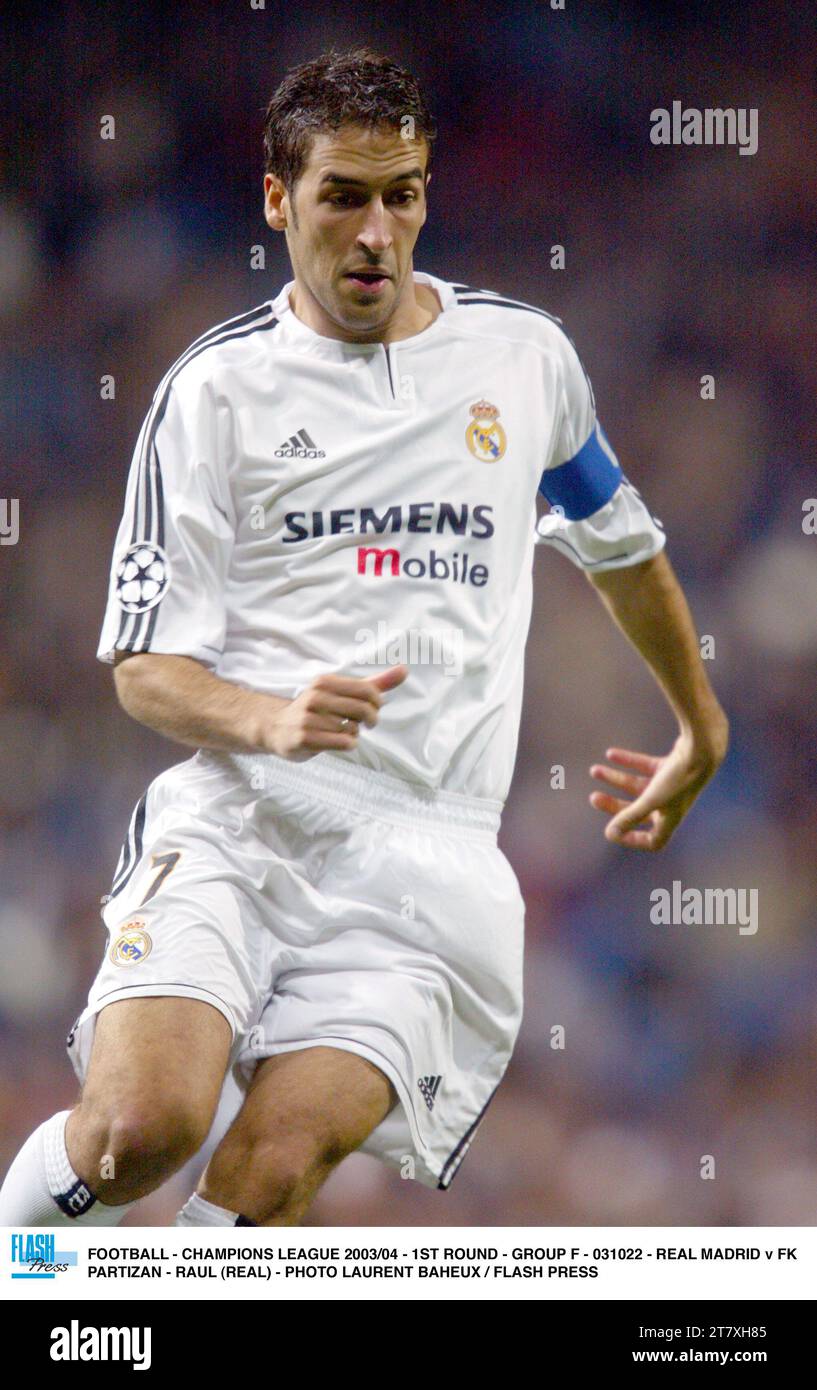 Real madrid 2004 hi-res stock photography and images - Alamy