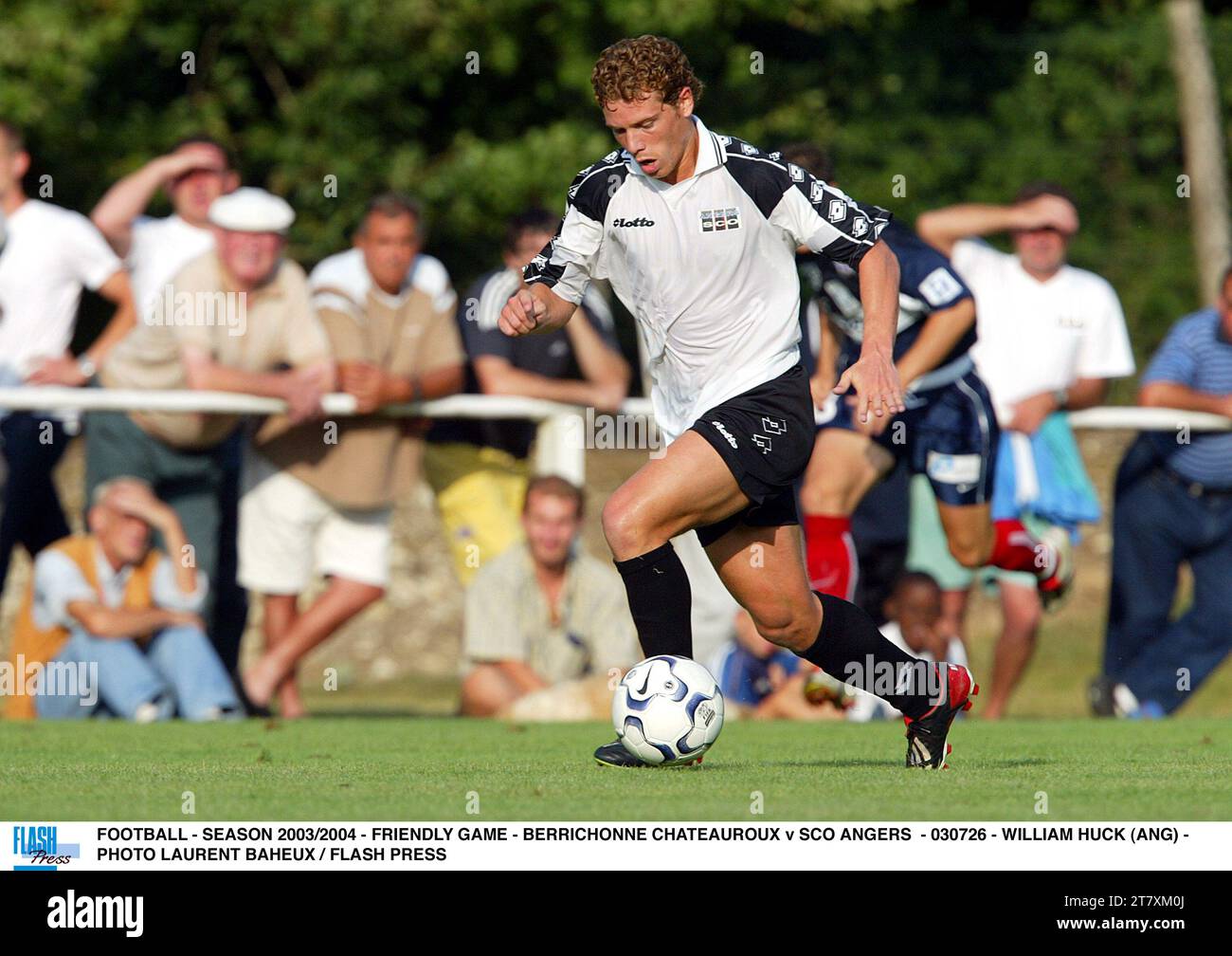 FOOTBALL - SEASON 2003/2004 - FRIENDLY GAME - BERRICHONNE CHATEAUROUX v ...