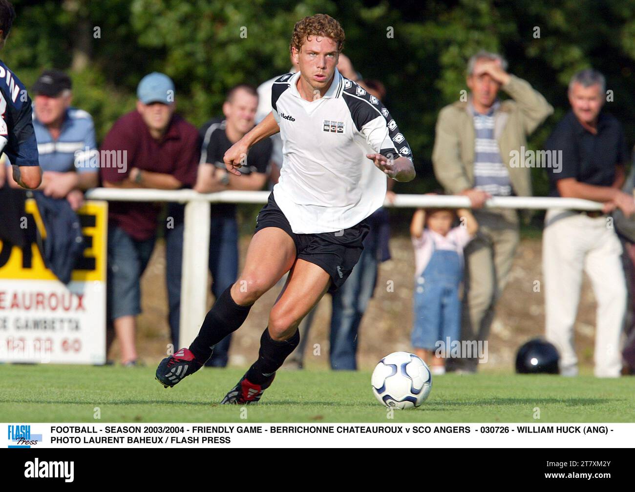 FOOTBALL - SEASON 2003/2004 - FRIENDLY GAME - BERRICHONNE CHATEAUROUX v ...