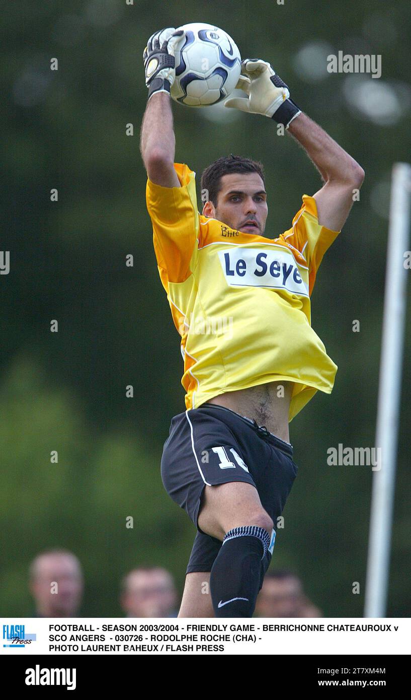 FOOTBALL - SEASON 2003/2004 - FRIENDLY GAME - BERRICHONNE CHATEAUROUX v ...