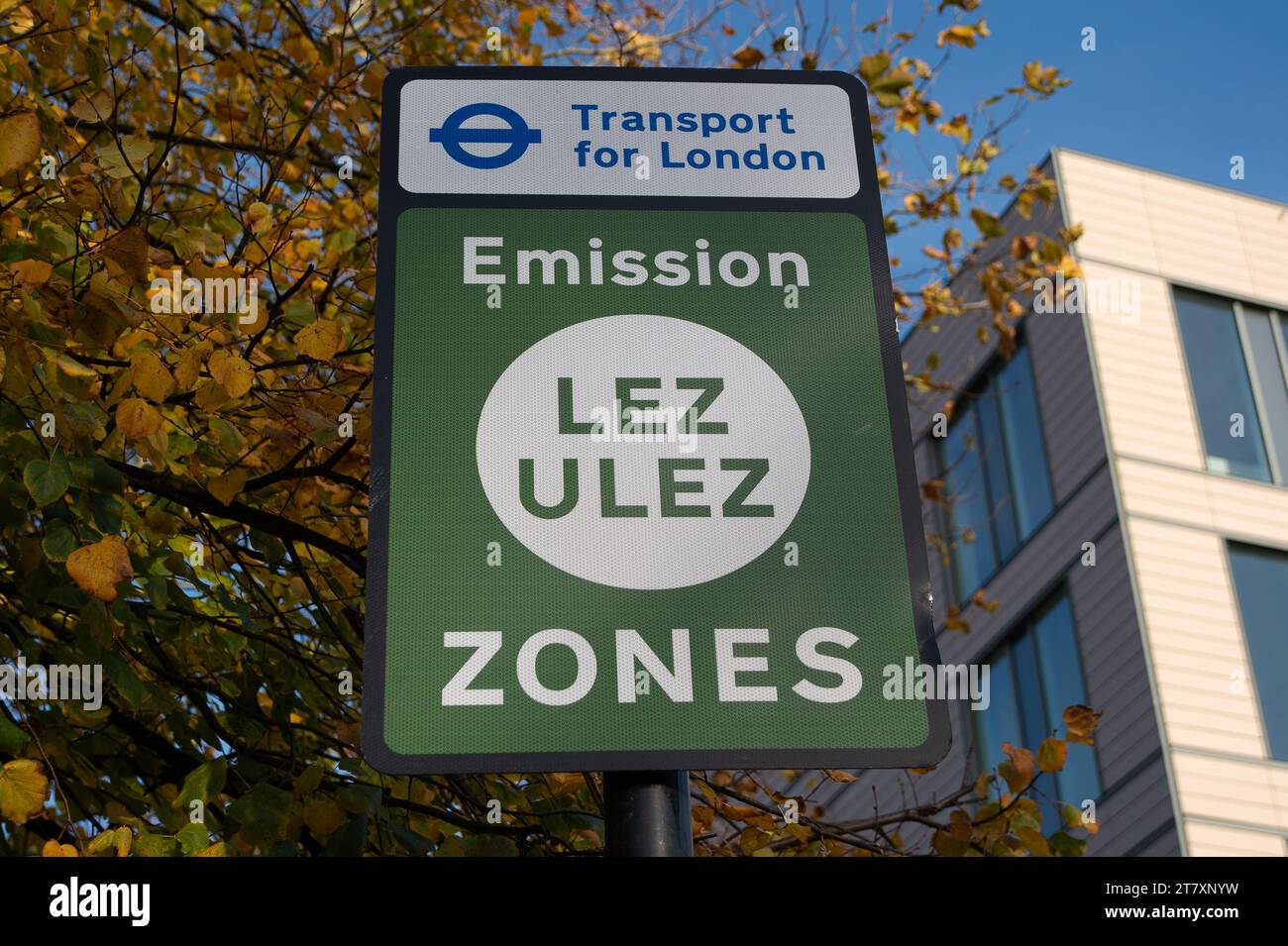 Uxbridge, UK. 17th November, 2023. A ULEZ sign in Uxbridge. A number of ...