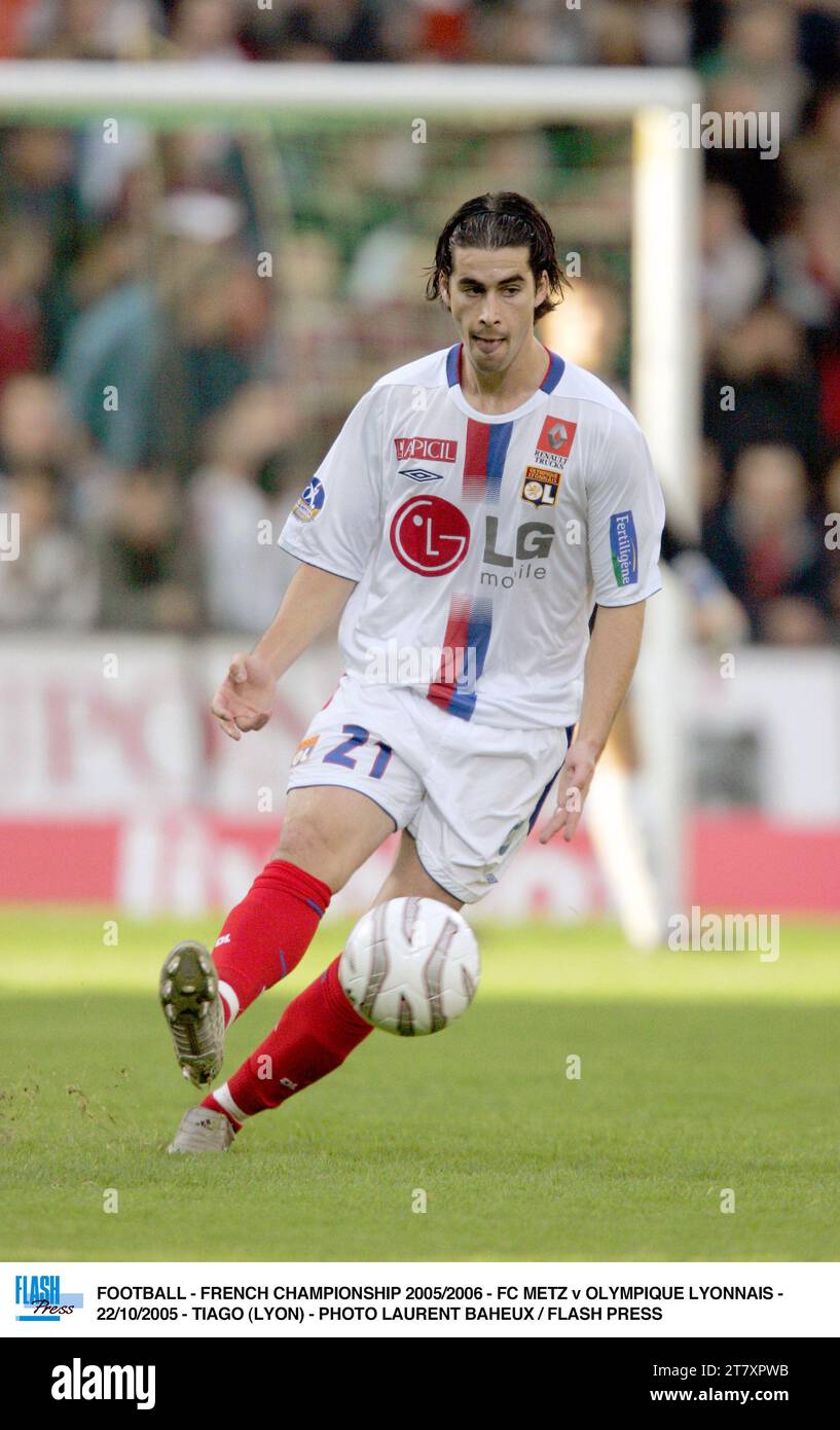 FOOTBALL - FRENCH CHAMPIONSHIP 2005/2006 - FC METZ v OLYMPIQUE LYONNAIS ...