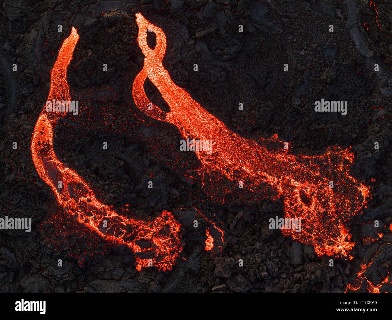 Litli hrutur volcano during eruption hi-res stock photography and ...