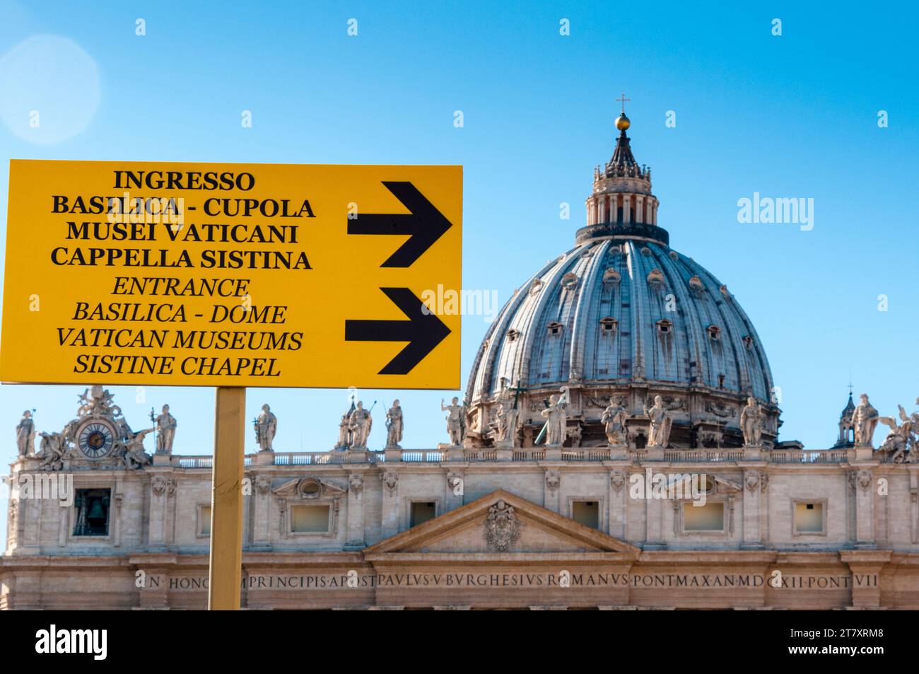 Sign to Piazza San Pietro (St. Peter's Square), Vatican City, UNESCO ...